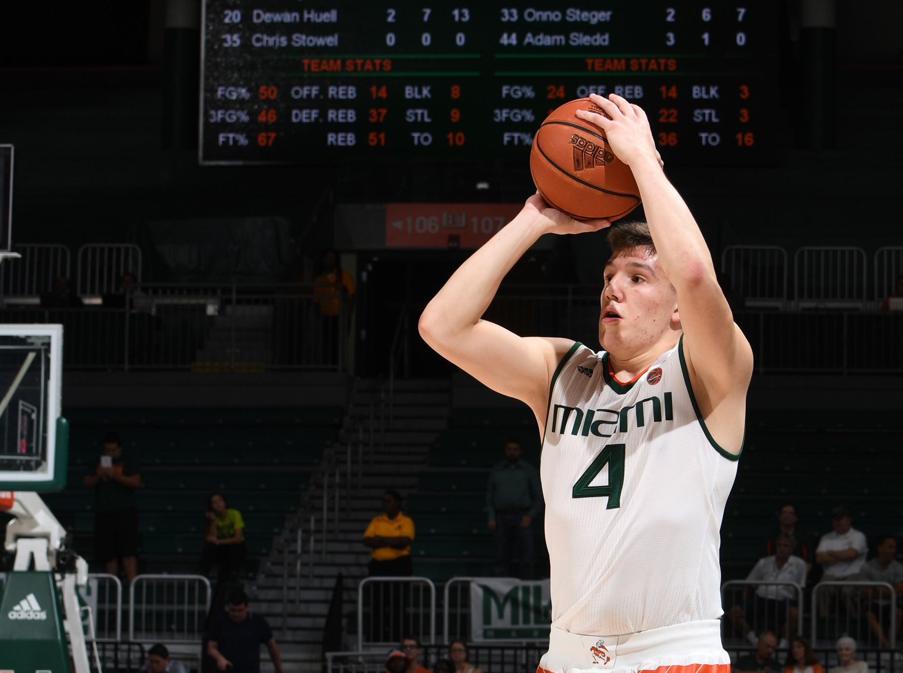 Schoolmates and school titles for Dejan Vasiljevic